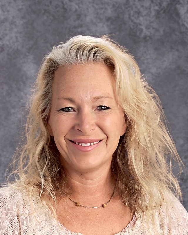 Amy Ireland's Instagram, Twitter & Facebook on IDCrawl